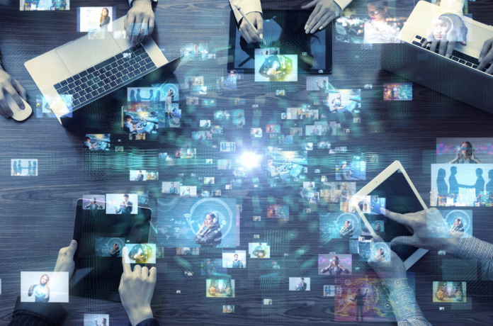 Technology Revolutionizing Modern Journalism in Multiple Ways | My Tran Dir